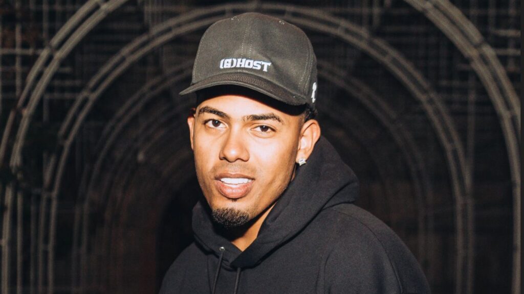 6 canciones de Myke Towers que tienes que conocer