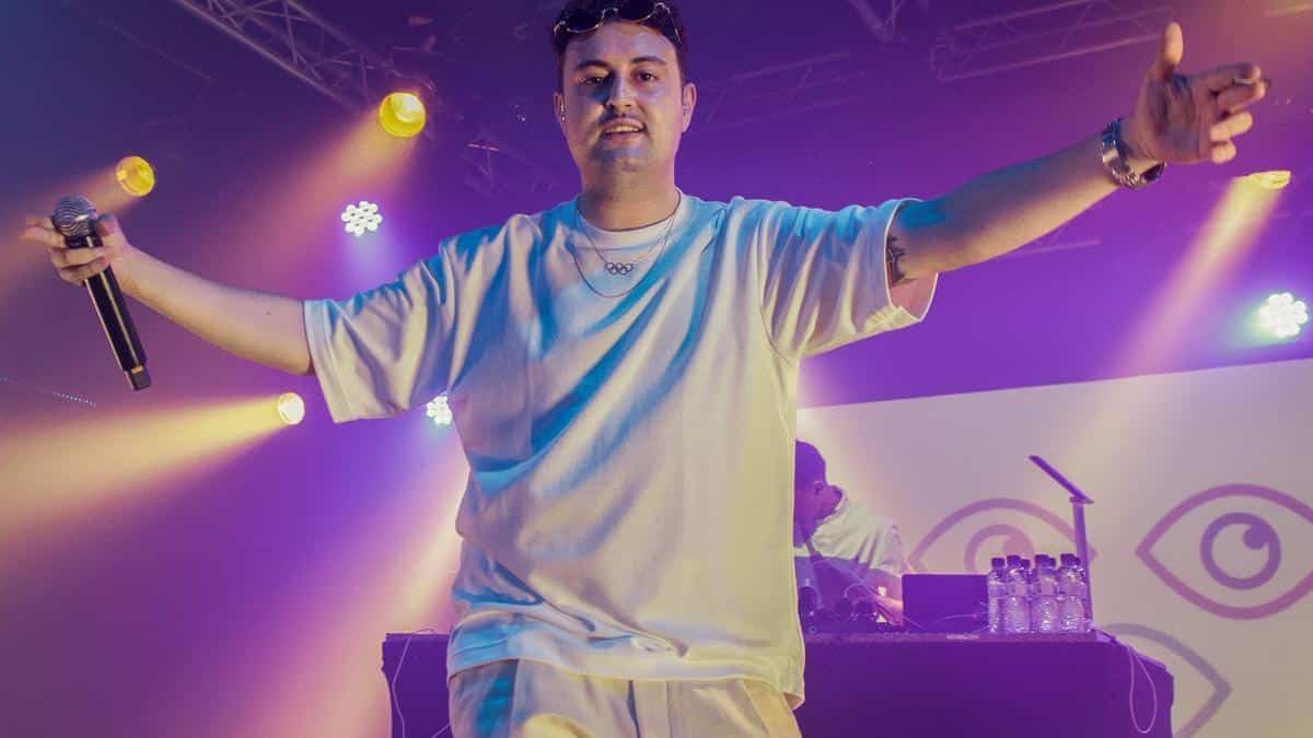 Quién es Hoke, el cantante que lo ha petado con Quevedo